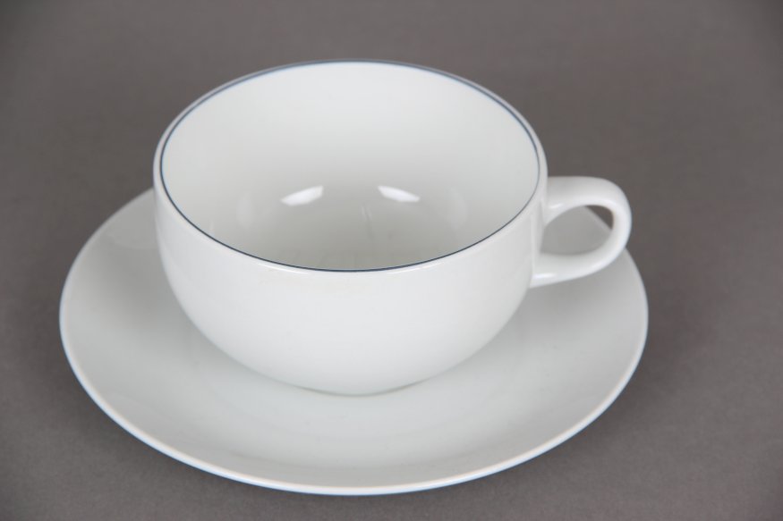 Blåkant. Tekop og underkop