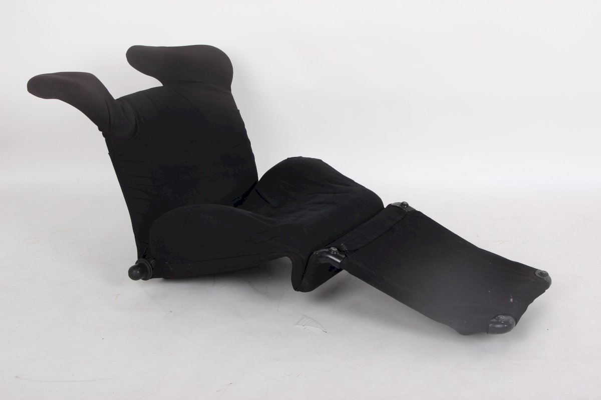 Wink lounge chair Cassina Italy